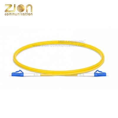 Cina LC UPC al rivestimento di PVC semplice di lunghezza di singolo modo 2m di LC UPC G.652.D in vendita