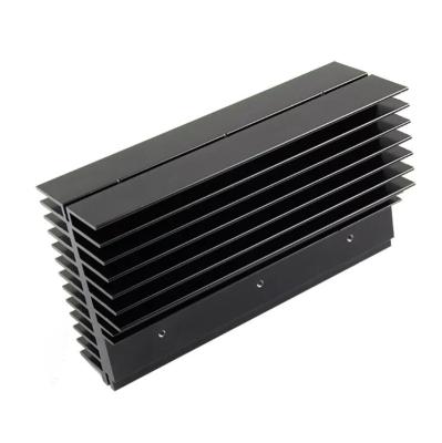 Cina Caldaia elettrica pezzi di ferro in alluminio estrusso dissipatore di calore per foratura/piegatura/saldatura in vendita