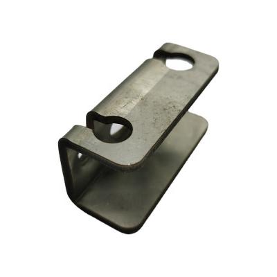 中国 容認される小量注文 厚さ0.5mm-25mmのカスタムスタンピングと曲がり部分 販売のため