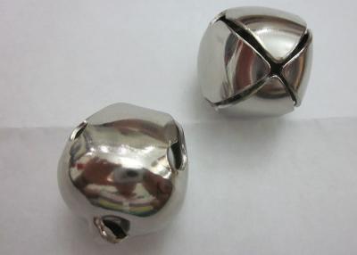 China forneça sinos de tinir duros da cruz da prata do metal do ferro para o animal de estimação do cão ou o brinquedo do sino de tinir da decoração à venda