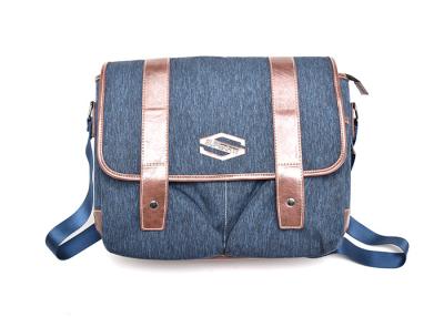 Cina OEM/ODM blu di aspetto del denim della borsa a tracolla di affari del poliuretano accettabile in vendita