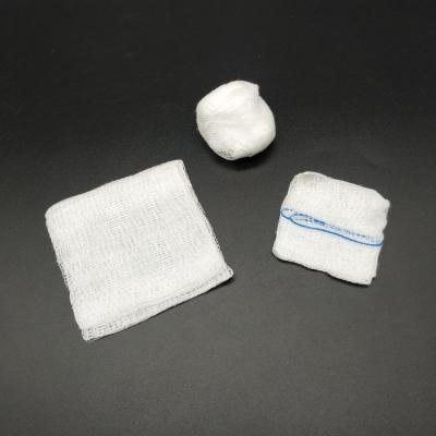Chine L'arachide 100% de rayon X de coton Gauze Ball Medical Consumables Different classe à vendre