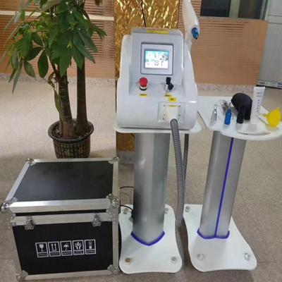 중국 의학 큐는 Nd 야그 레이저 기계, 미 레이저 귀영 나팔 제거 기계를 바꾸었습니다 판매용