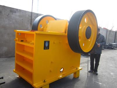 Cina Roccia del frantoio a mascella della pietra di capacità di 30 t/h che schiaccia di facile impiego a macchina in vendita