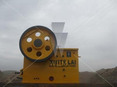 Cina 110 chilowatt del frantoio della pietra dell'attrezzatura primaria del frantoio a mascella serie del PE di 30 t in vendita