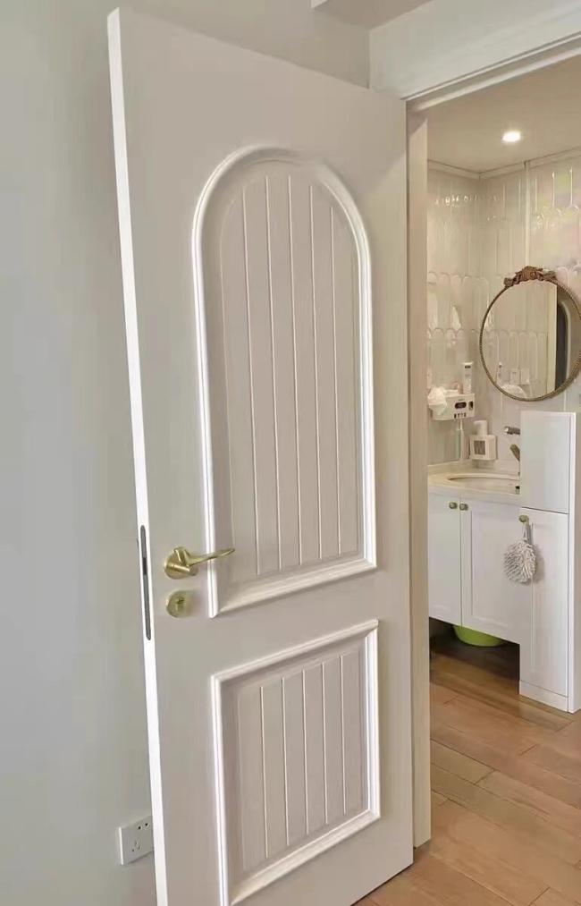 Contemporary wooden door with precision manufacturing and easy installation features