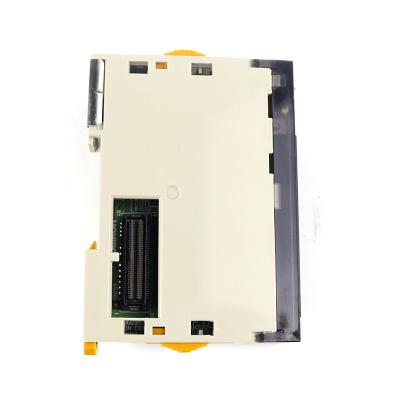 Cina Brand new original CJ1W-OD231 module CJ1W-ID211 CJ1W-OC211 CJ1W-OD231 Omron PLC expansion module transistor output unit CJ1W-OD231 in vendita