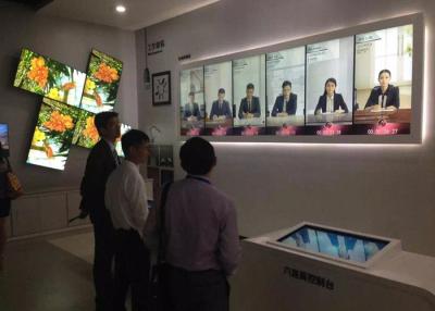 Cina Schermo d'impionbatura della parete a 55 pollici di 5.3mm SNB HD LED costruito nella stanza di manifestazione di mostra in vendita