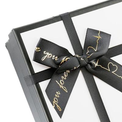 China CMYK Pantone Colour Printing Elegant Customized Reusable Gift Box with Ribbon Bow for sale