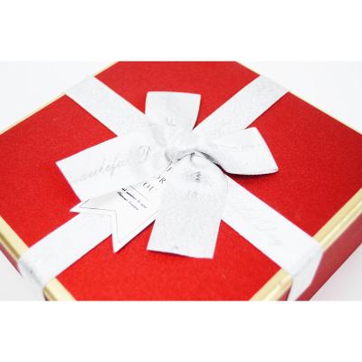 Cina Elegante lusso Eco Friendly Customized Design Box con nastro personalizzato in vendita