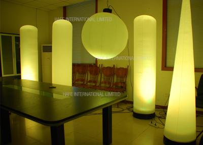 Cina L'evento gonfiabile del partito del cono della luce della decorazione di illuminazione di ED25 3M con 24 W ha condotto la lampada in vendita