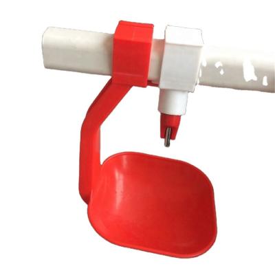 Cina Sistema automatico di abbeveraggio dell'acqua per capezzoli per pollame per animali da cortile per pollame in vendita