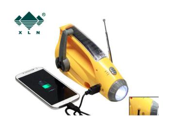 Cina Radio solare della torcia elettrica di DC5.1V/FM con la batteria ricaricabile in vendita