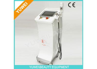 China E-luz portátil IPL RF para el retiro vascular, piel de la radiofrecuencia que aprieta la máquina en venta