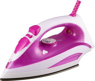 1.50m Cord Length Steam Iron 0.5min Heat Up Time for Quick and Professional