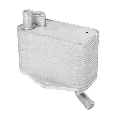 Cina OEM Nissan Spare Parts LR001426 Oil Cooler For Multiple Car Model in vendita