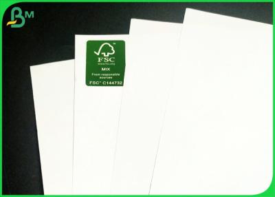 China Document van de houtpulp60gsm het Niet beklede Woodfree Compensatie voor het Maken van Oefenboeken Te koop