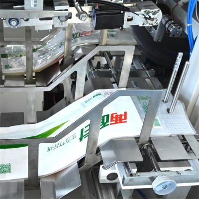Cina macchina imballatrice del rotolo della carta velina di 20bags/Min 8rolls in vendita