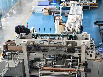 Cina Macchina imballatrice del pacco di carta da imballaggio del LDPE, 50packs/Min Tissue Paper Production Line in vendita