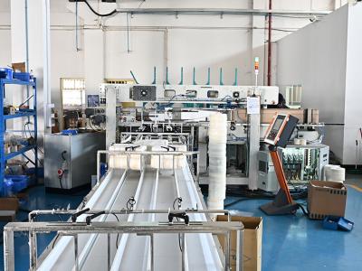 Cina Macchina del rotolo della carta igienica di strato HMI del CE 200packs/Min 1 di iso in vendita