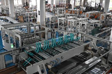 中国 60packs/Min包装紙機械、45mic自動ロール パッキング機械 販売のため