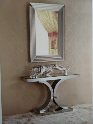 Chine Tableau de console blanc populaire de lustre avec la conception du double C d'Opsite de miroir de mur à vendre