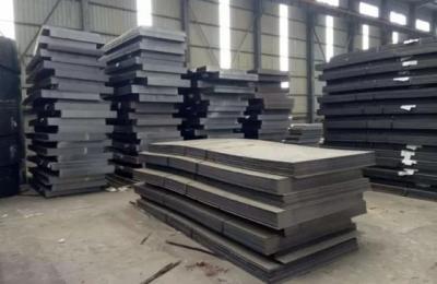 China 40 mm koolstofstaal hoekbalk 10CrMo910 plaatwerkstrips SUS-norm: Te koop