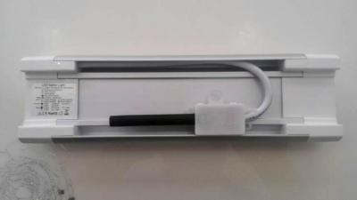 Cina La nuova generazione ha condotto il CE leggero RoHS 10W di alta luminosità di Batten a 60W in vendita