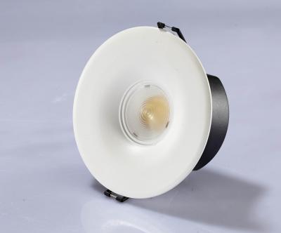 Cina Il LED ha montato l'illuminazione bianca fredda bianca calda a 3 pollici dell'ufficio di illuminazione del negozio di Downlights 5W 8W 15W 30W in vendita
