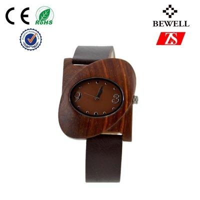 Cina Orologio di legno delle signore di Bewell Vogue con il quadrante di cuoio del quadrato e della banda in vendita