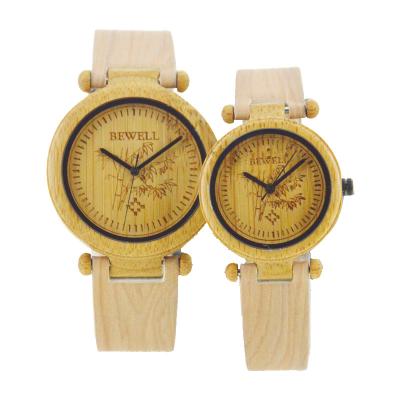 Cina Orologio del legno con il logo su ordinazione, orologio di legno di bambù fatto a mano ecologico di Bewell in vendita