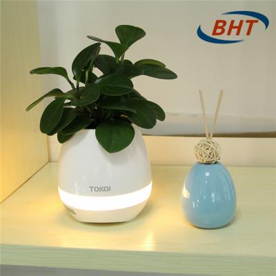 China High - Tech Wireless Plastic Flower Pots Rechargeable Battery Piano Sound Play for sale
