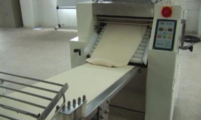 Cina Macchina automatica per l'industriale, creatore del rullo di pressione della pasta di pane della pasta della pizza in vendita