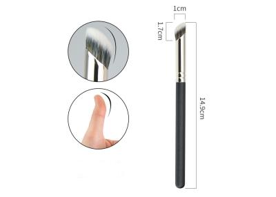 Chine Brosses à angles en gros de maquillage de crayon correcteur de tampon de doigt avec le logo adapté aux besoins du client par cheveux synthétiques à vendre