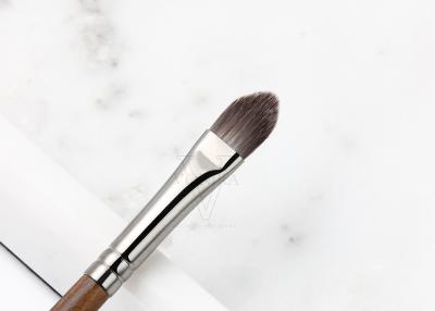 Κίνα Η εταιρία Handcrafted έδειξε την αιχμηρή λεπτή βούρτσα Concealer ακρών με το λογότυπο συνήθειας προς πώληση