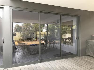 Chine Des portes pliantes en aluminium sur mesure, garantie 5 ans à vendre