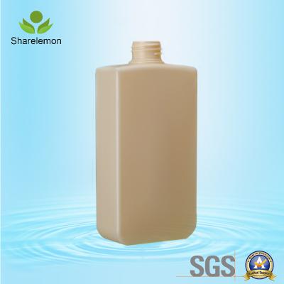 Cina bottiglie cosmetiche vuote di plastica del PE 530ml per imballaggio cosmetico con lo spruzzatore della pompa in vendita