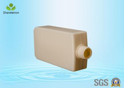 Cina 530ml PE Plastic Empty Cosmetic Bottles for Cosmetic Packing with Pump Sprayer in vendita