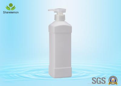 Cina White 1000ml PE Pump Bottles For Household Bath Washing Packaging in vendita