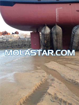 China Defensa marina neumática antienvejecedora flotante inflable neumática del caucho natural del nuevo estilo de Molastar en venta