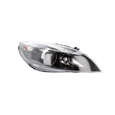 Cina OEM 31420122 per i ricambi auto Front Right Head Light di  V40 in vendita