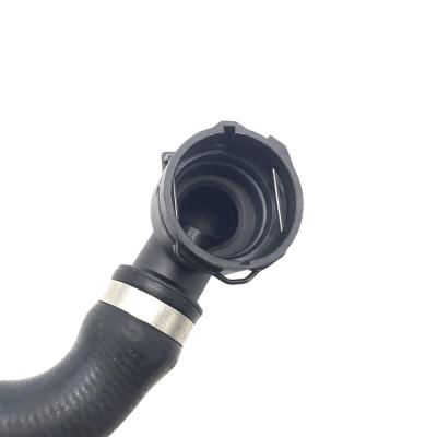 中国 31338175 S60 自動車部品 エンジン冷却液 ラジエーターホース 上部 販売のため