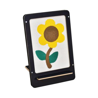 China Vertical Sunflower Cat Scratching Board Durable Scratching Board for Indoor Cats Unique Design Scratch Board Protect Furniture for sale