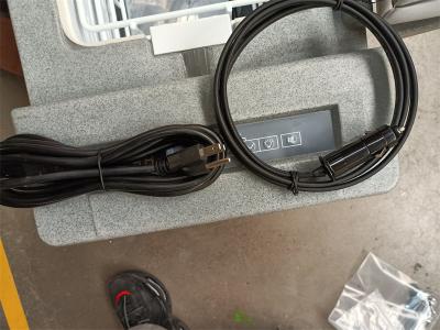 중국 전원 공급 220V / 50Hz 또는 110V / 60HZ 디지털 LCD 디스플레이로 휴대용 백신 냉각기 판매용