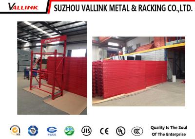 Cina Disposizione rossa dello scaffale della scaffalatura del cavo dell'esposizione dello scaffale di immagazzinaggio delle gomme liberamente in vendita