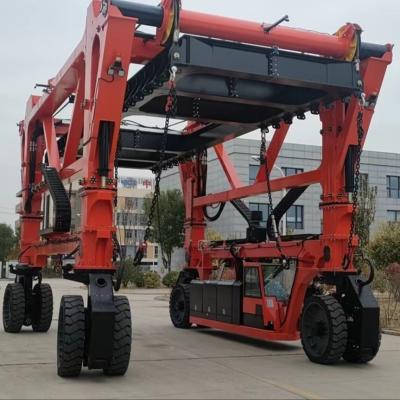 Chine 80T industriels écartent les jambes le camion de transporteur 5km/H 3km/H pour la cargaison surdimensionnée à vendre