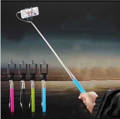 China palillo Monopod inalámbrico de Selfie del conector de audio de 3.5m m para la cámara de Samsung del iPhone en venta