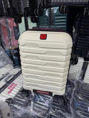 Cina Luggage Suitcase Factory Wholesale PP Unisex Style Spinner Lock Colorful Material Gender in vendita