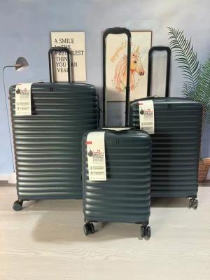 Cina Wholesale Custom Aluminum Trolley Boarding Business Luggage With Silent Universal Wheels in vendita