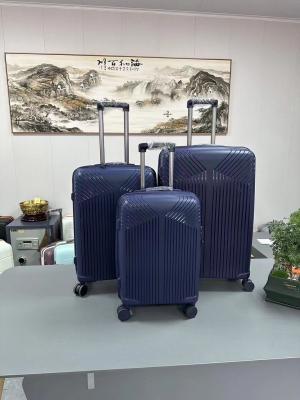 中国 PP Luggage Set New Design Durable Travel Trolley Bag Hard Shell 販売のため